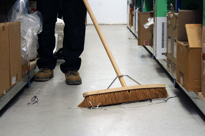 Contract Soft Platform Sweeping Broom | 600mm | Hillbrush – Start Safety UK